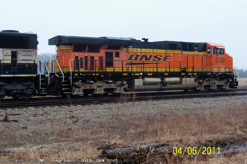 BNSF 5760